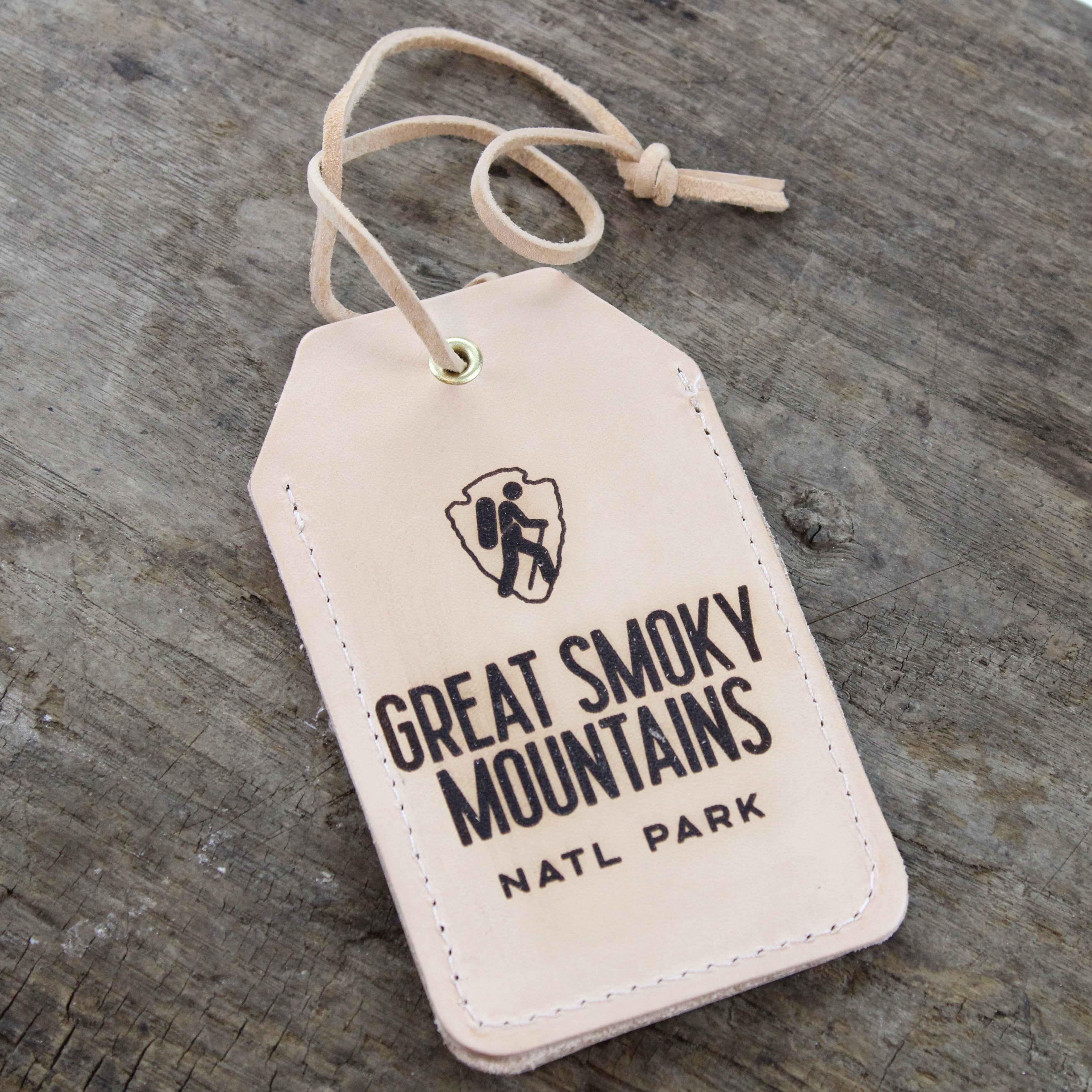 Mountain Leather Luggage Tag – The Old Mill